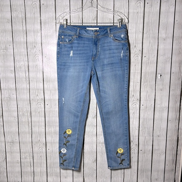 Cato | Jeans | Cato Est 946 Denim Floral Embroidered Distressed Jeans ...